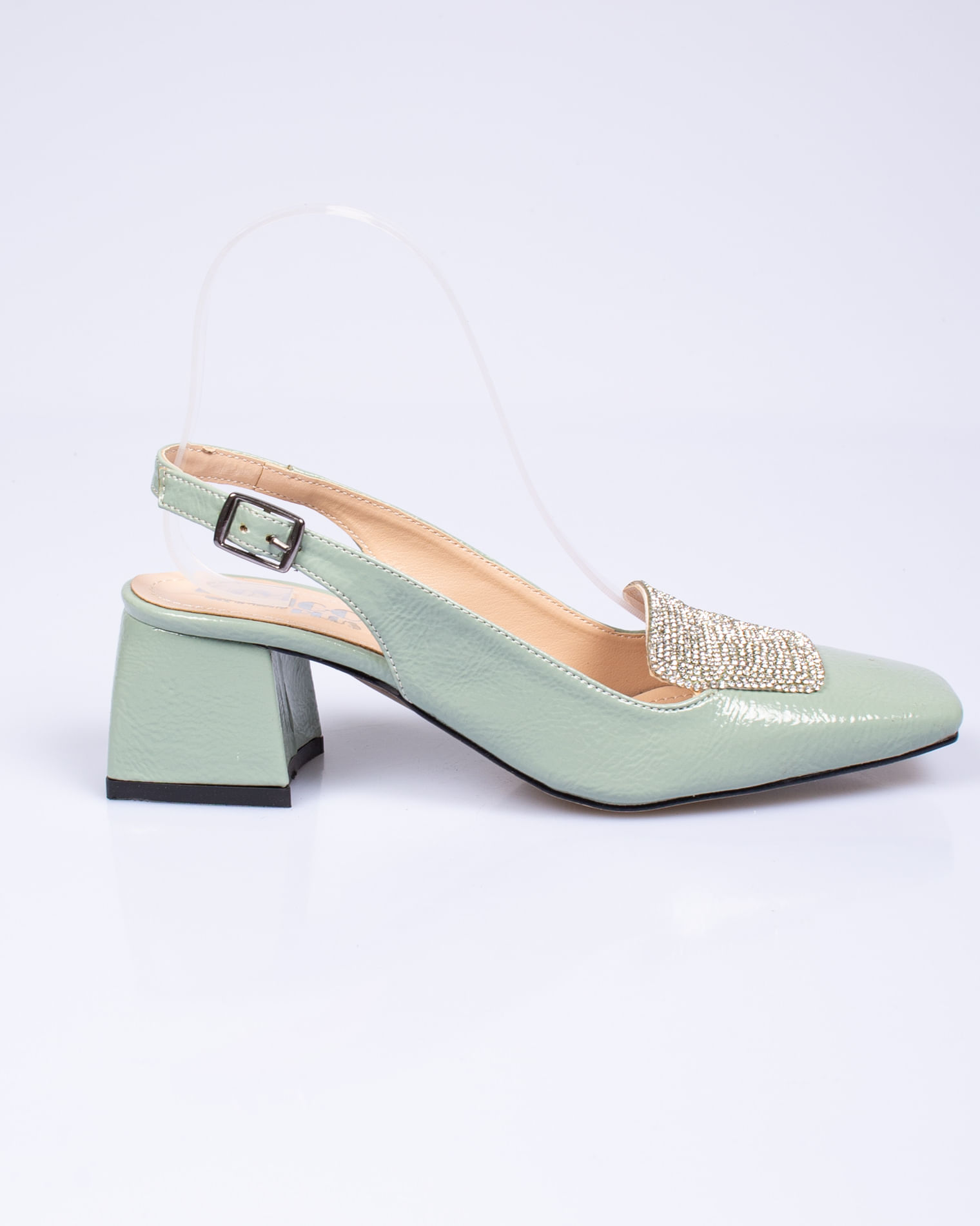 Pantofi decupati la spate cu aplicatii - Miniprix