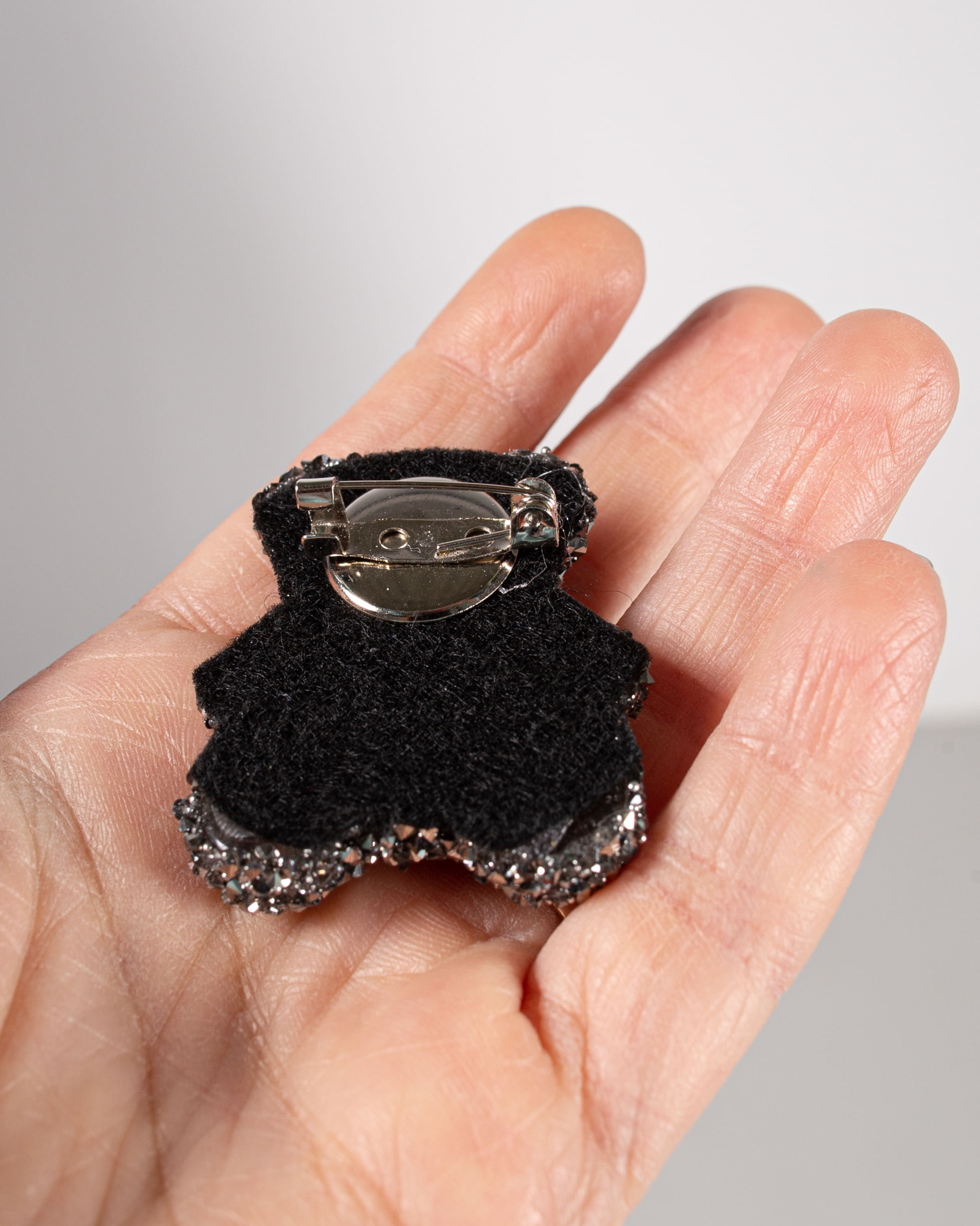 Brosa in forma de ursulet cu aplicatii - Miniprix