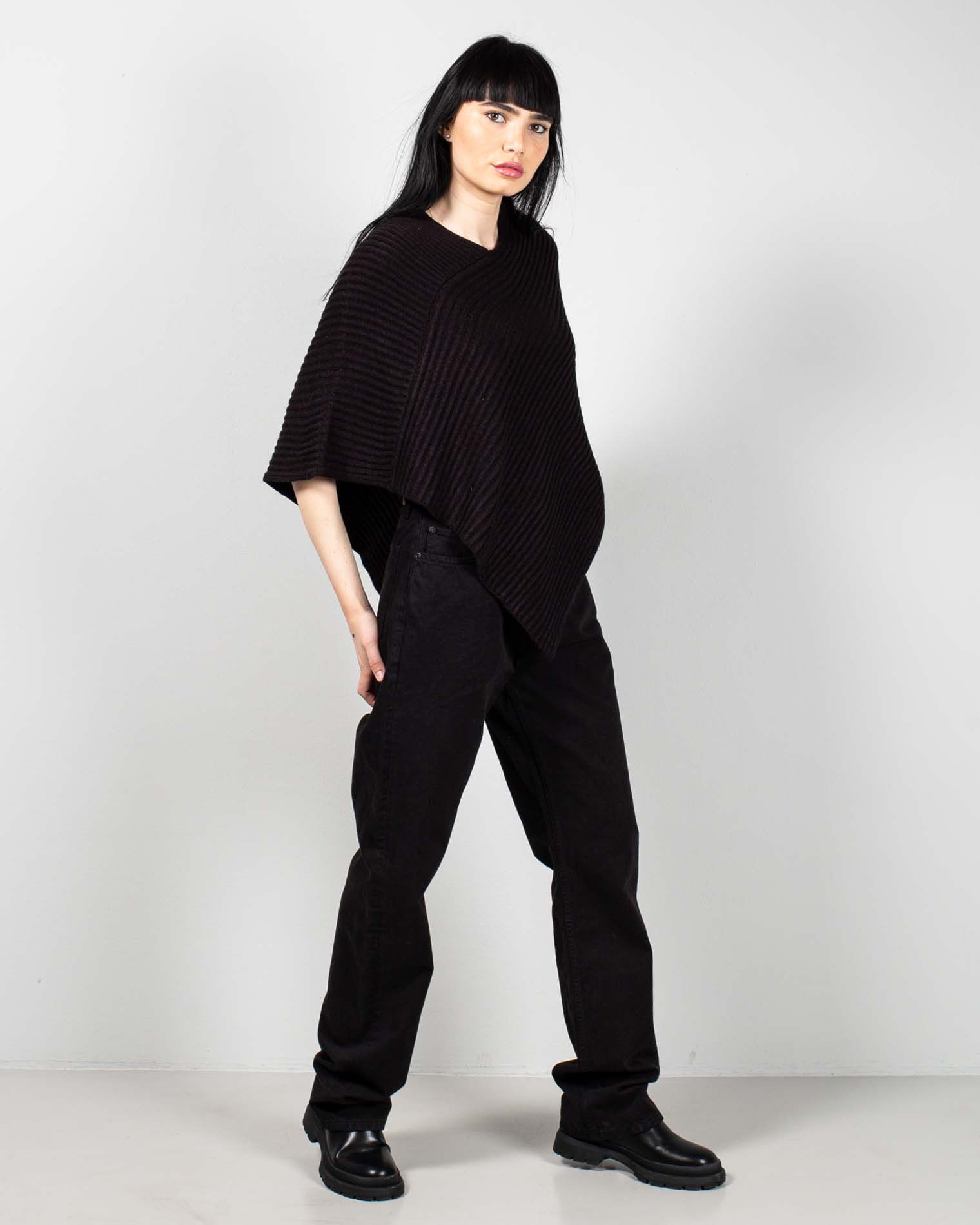 Poncho tricotat pentru femei 25MKF02250 - Miniprix